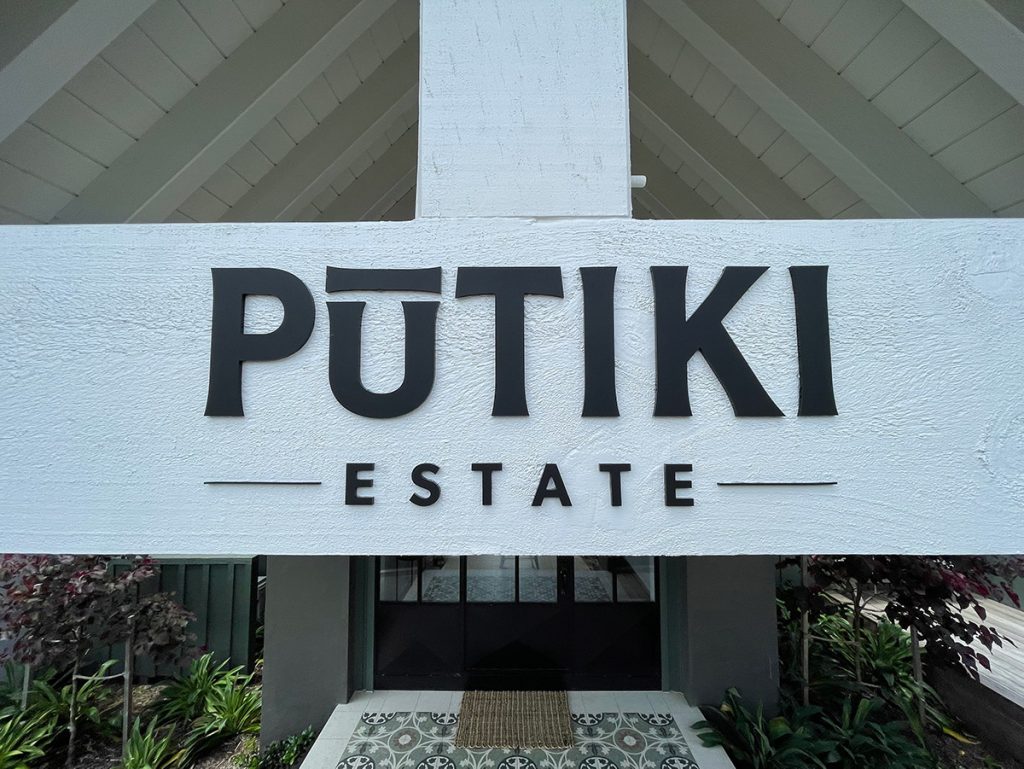 Services - Waiheke's Best Signage Company